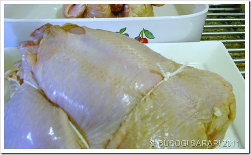 TRUSSING A CHICKEN, THE CUSINERA’S WAY…. | BUSOG! SARAP!